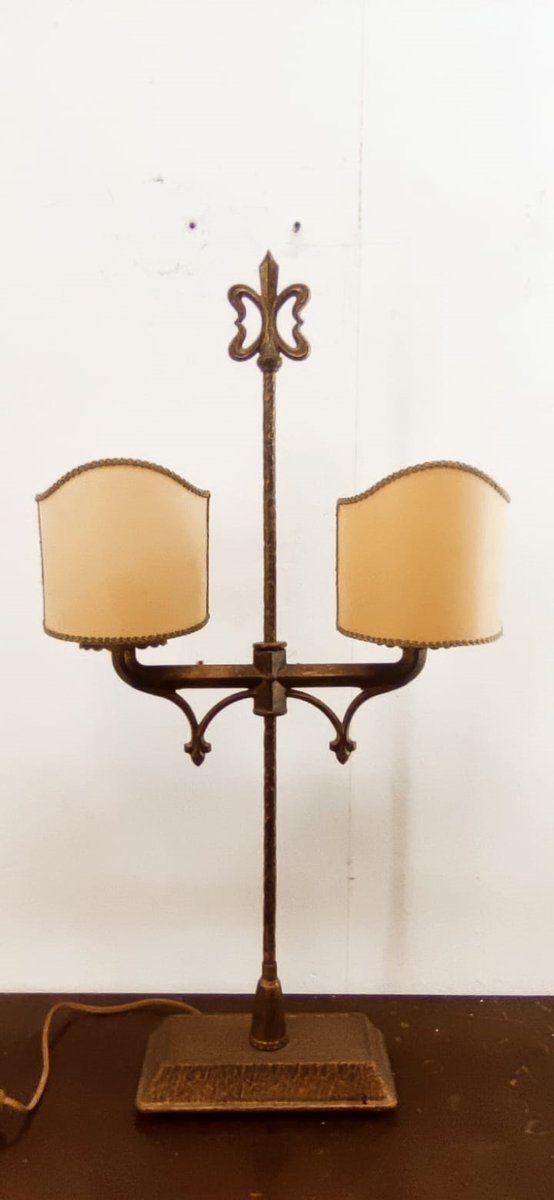 Medieval Table Lamp in Hammered Brass for sale at Pamono