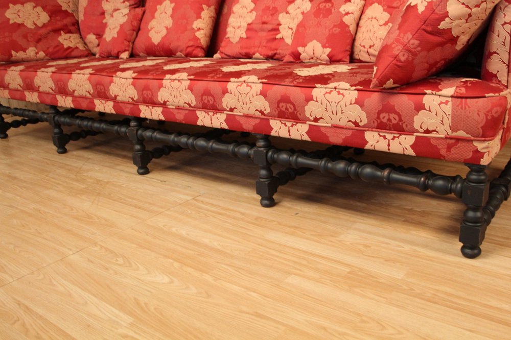 Louis XIII Castle Sofa, 1930s for sale at Pamono