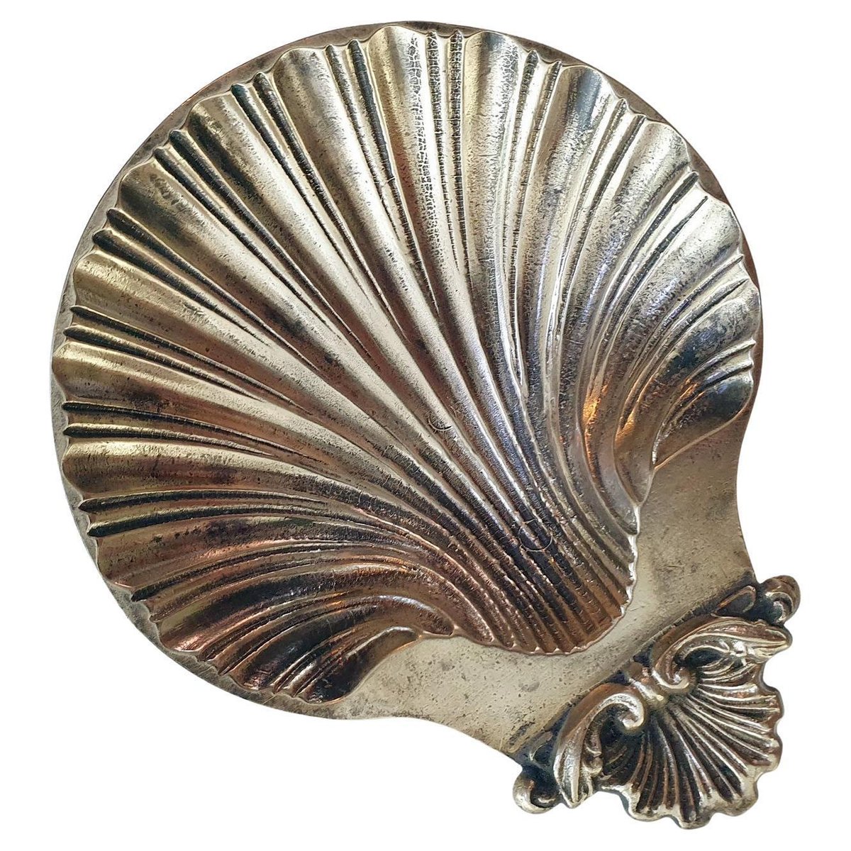 Italian Bronze Clam Shape Dish, 1950s for sale at Pamono