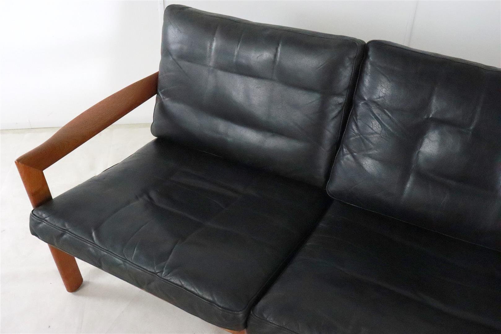 Bobitz Sofa attributed to Niels Eilersen for Illum Wikkelso for sale at ...