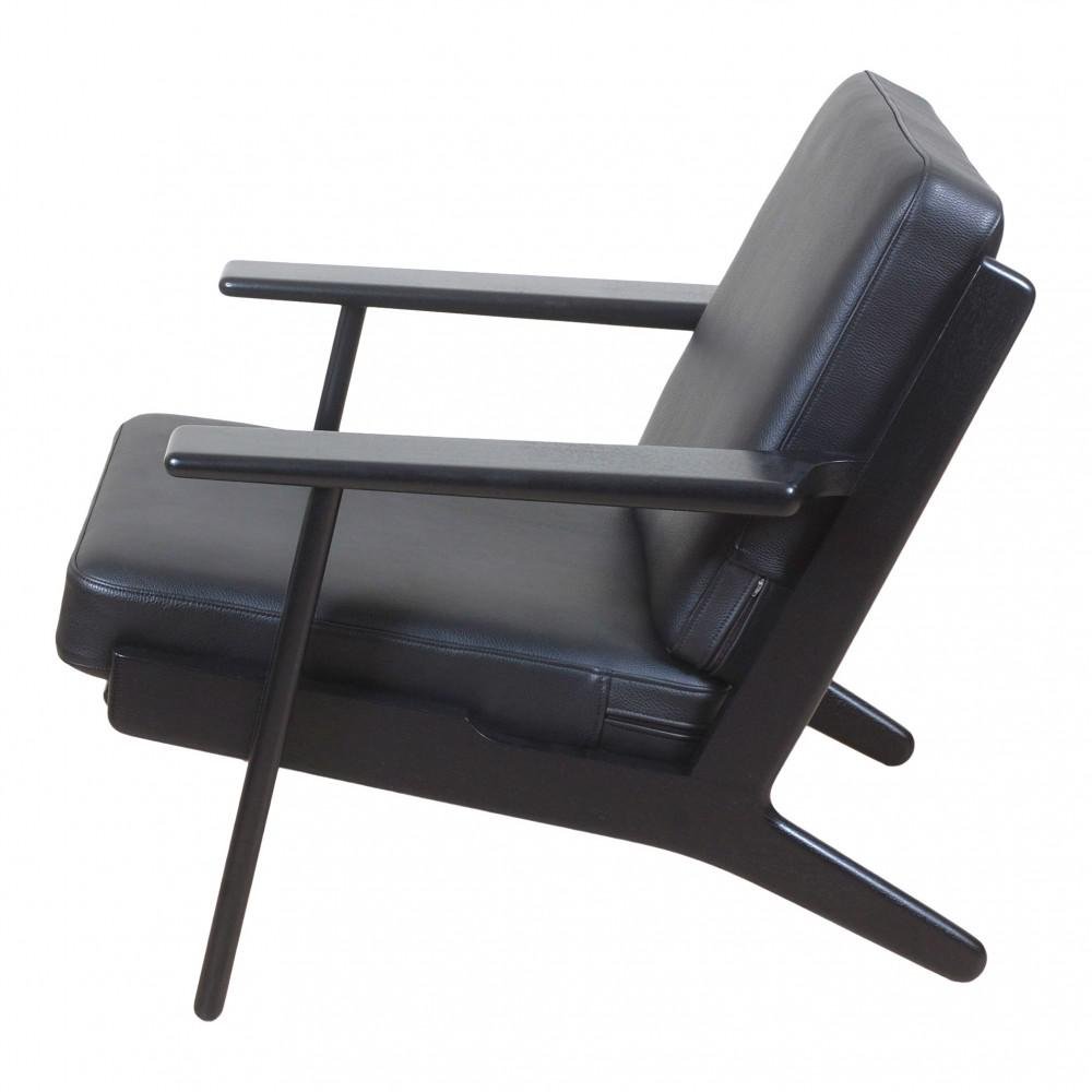 GE-290 Chair with Black Bison Leather by Hans J. Wegner for Getama for ...