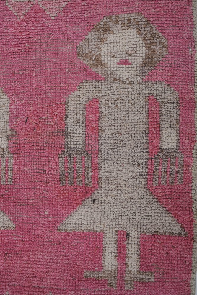 Handknotted Pictorial Rug with Human Motif for sale at Pamono