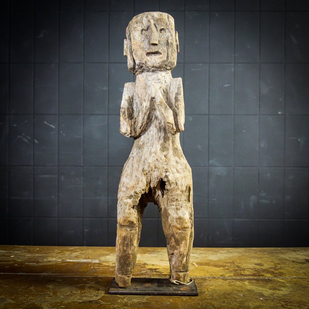 Antique Namasté Statue, Puthali Nepal for sale at Pamono