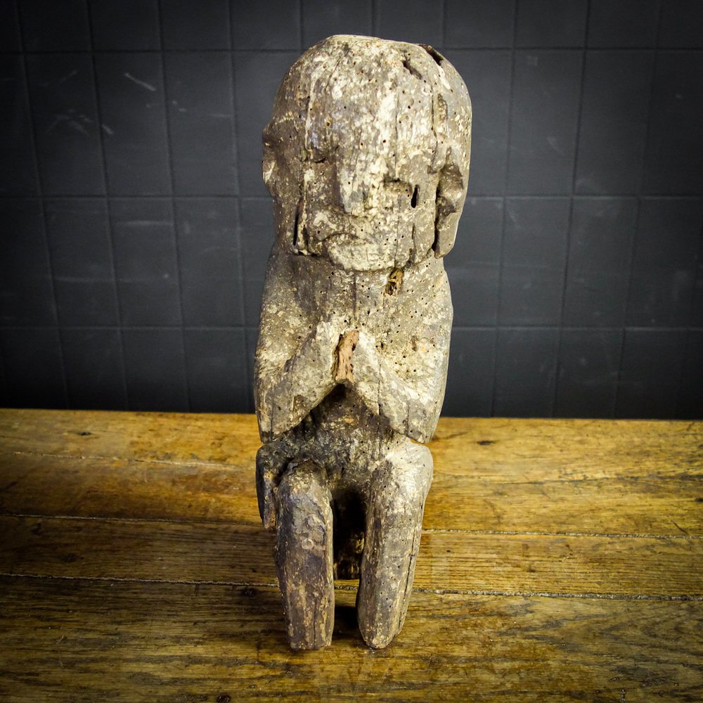 Antique Namasté Statue, Puthali Nepal for sale at Pamono