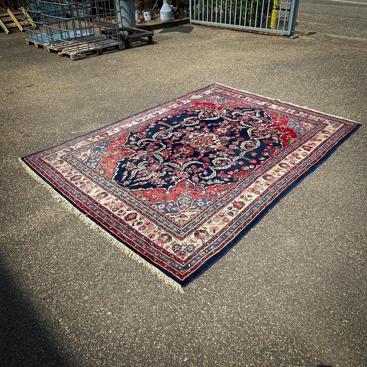 Large Vintage Middle Eastern Floral Rug for sale at Pamono