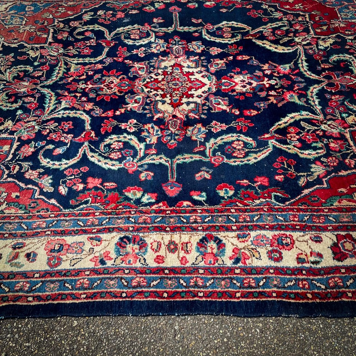 Large Vintage Middle Eastern Floral Rug for sale at Pamono