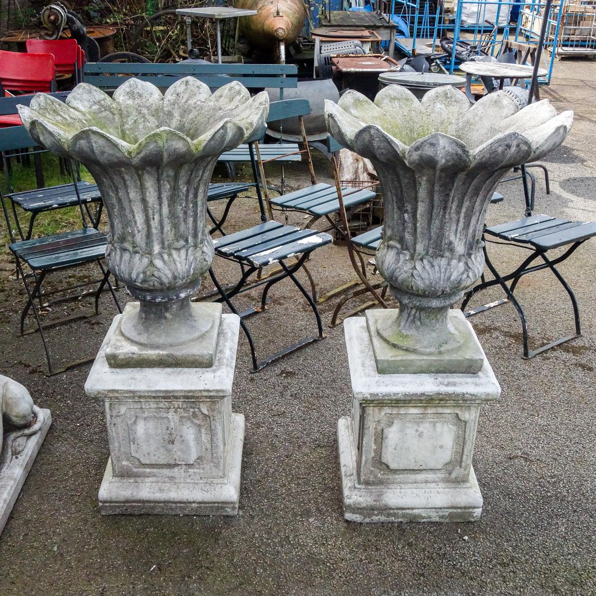Concrete La Tulipe Garden Vases and Columns for sale at Pamono