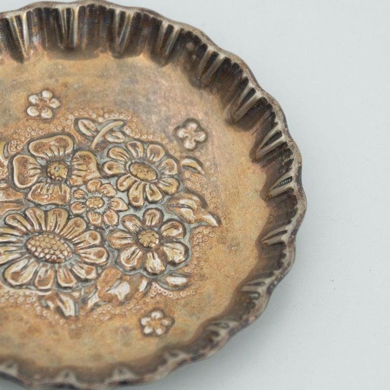 Early 20th Century French Floral Metal Ashtray for sale at Pamono