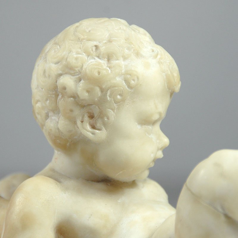 19th Century Italian Alabaster Cherub for sale at Pamono