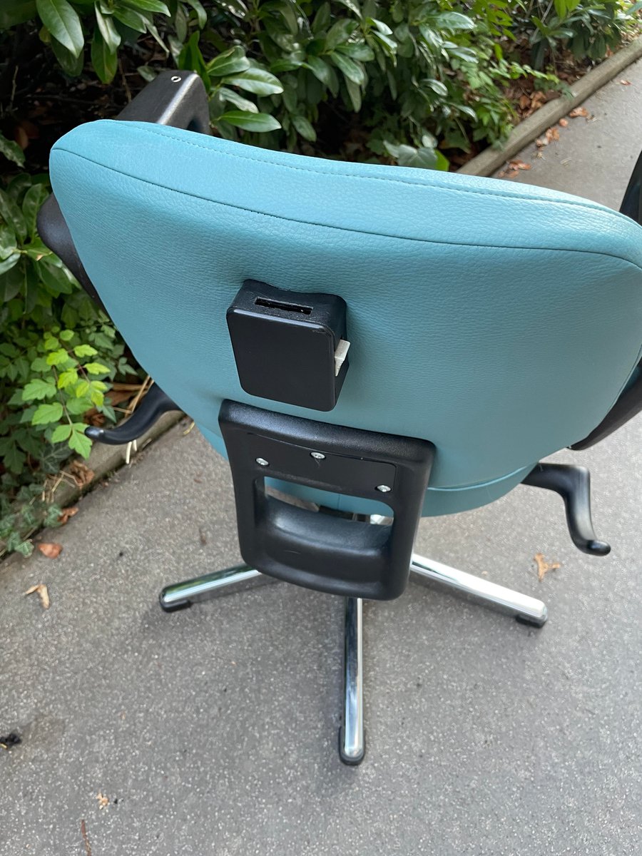 Vintage Hairdresser Chair from Praschak Vienna, 1960s for sale at Pamono