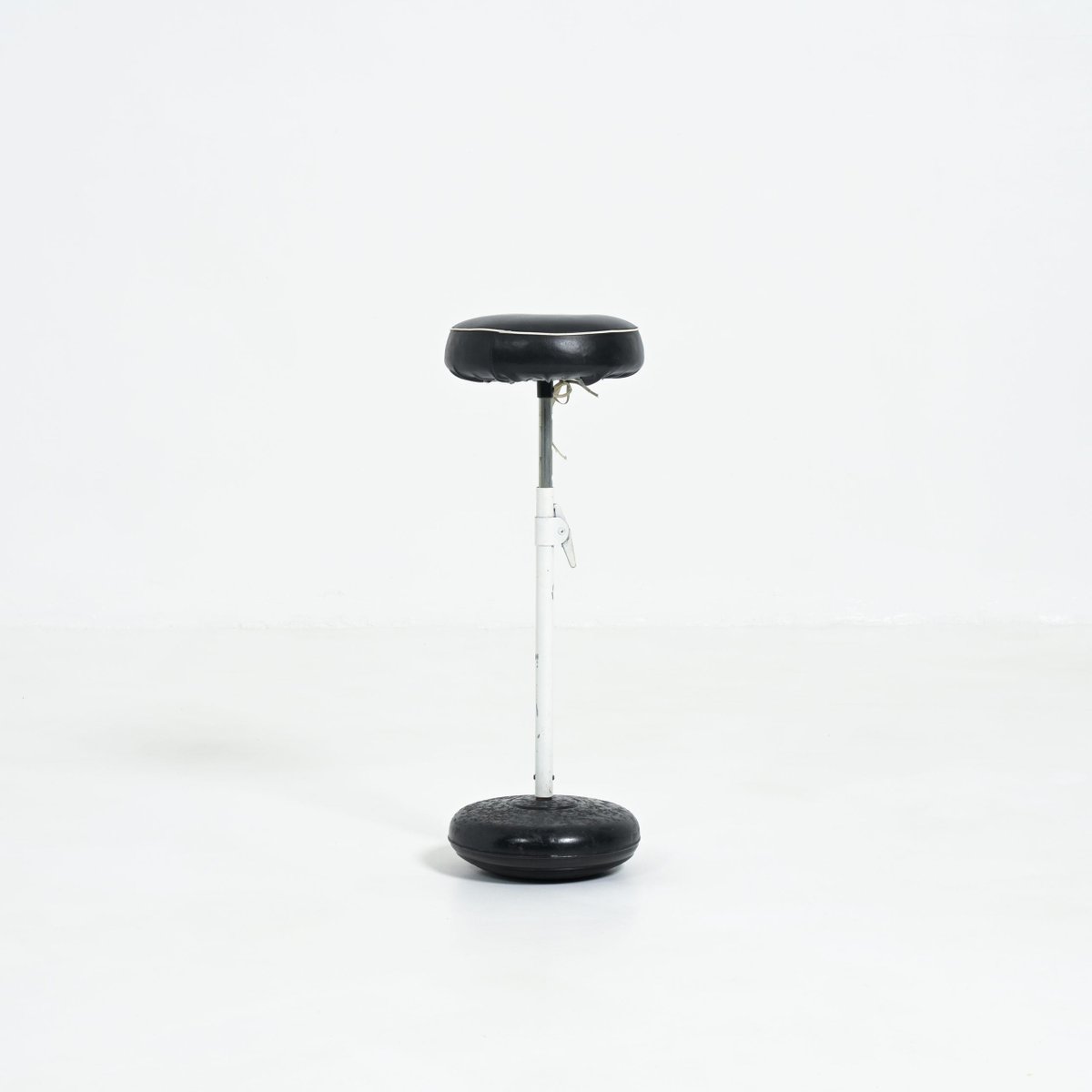 Dynamic Industrial Stool, 1960s for sale at Pamono
