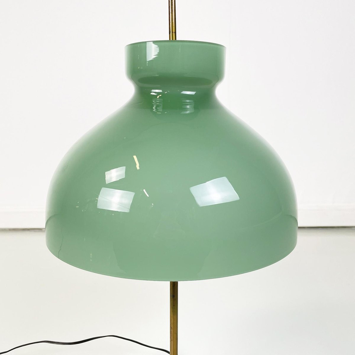 LTA3 Tischlampe aus Glas und Messing von Gardella Azucena, Italien ...