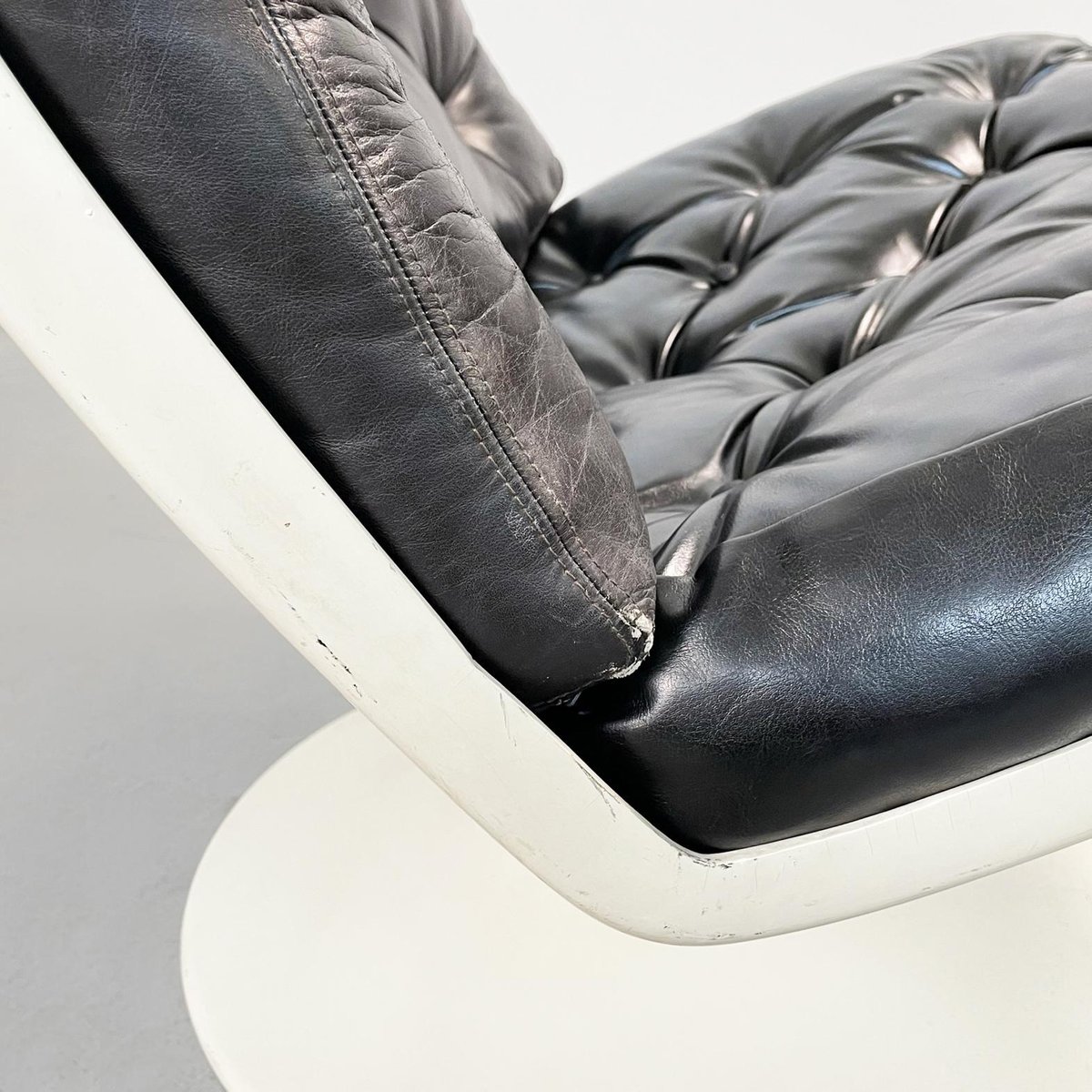 Space Age Leather Swivel Chair from Play, Italy, 1970s for sale at Pamono