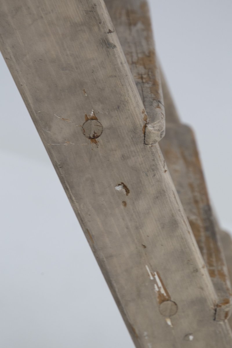 Antique Italian Beige Wood Ladder, 1920s for sale at Pamono
