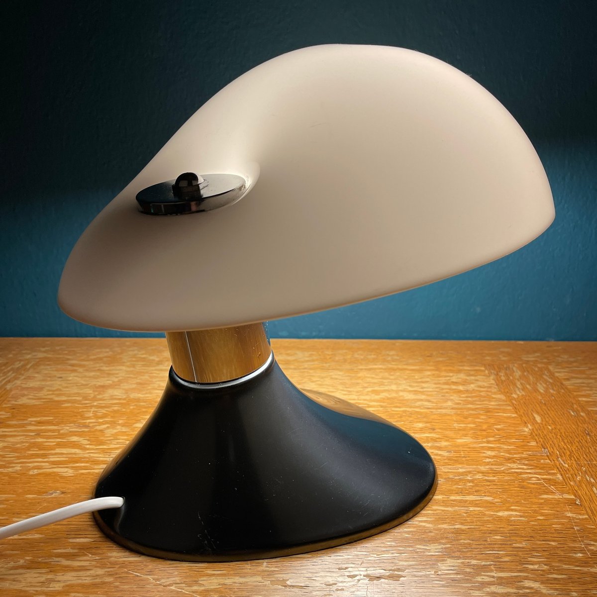 Cobra Table Lamp attributed to Guzzini, Italy, 1960s for sale at Pamono