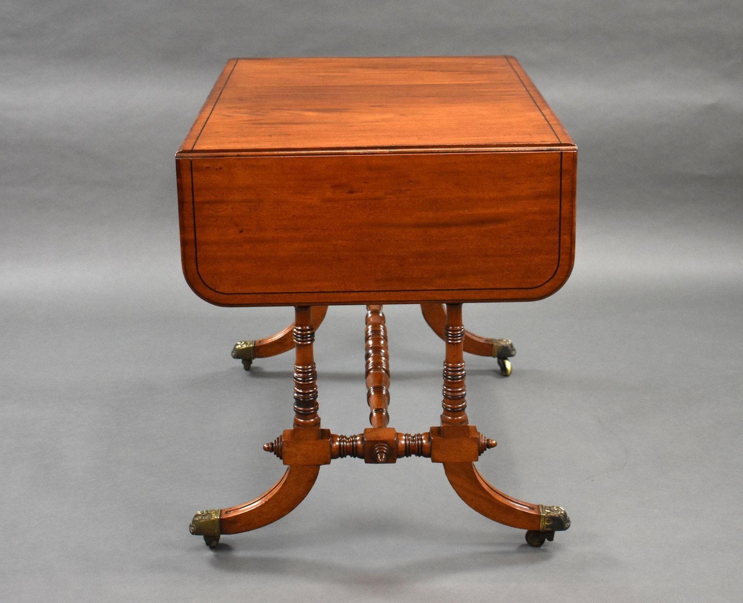 Regency Couchtisch aus Mahagoni, 1820er bei Pamono kaufen