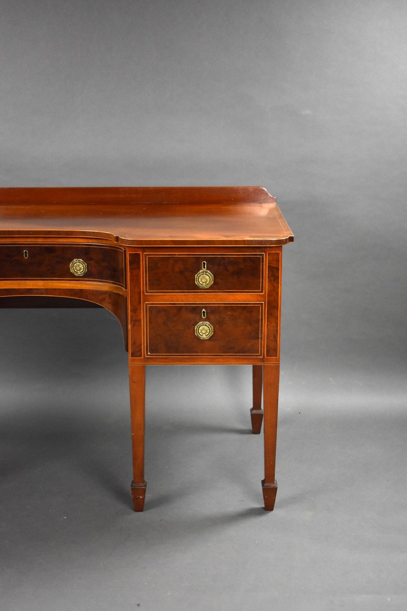 19th Century English Mahogany Sideboard, 1870s for sale at Pamono