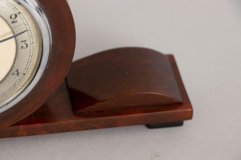 Art Deco Amber Bakelite Clock, 1930s for sale at Pamono