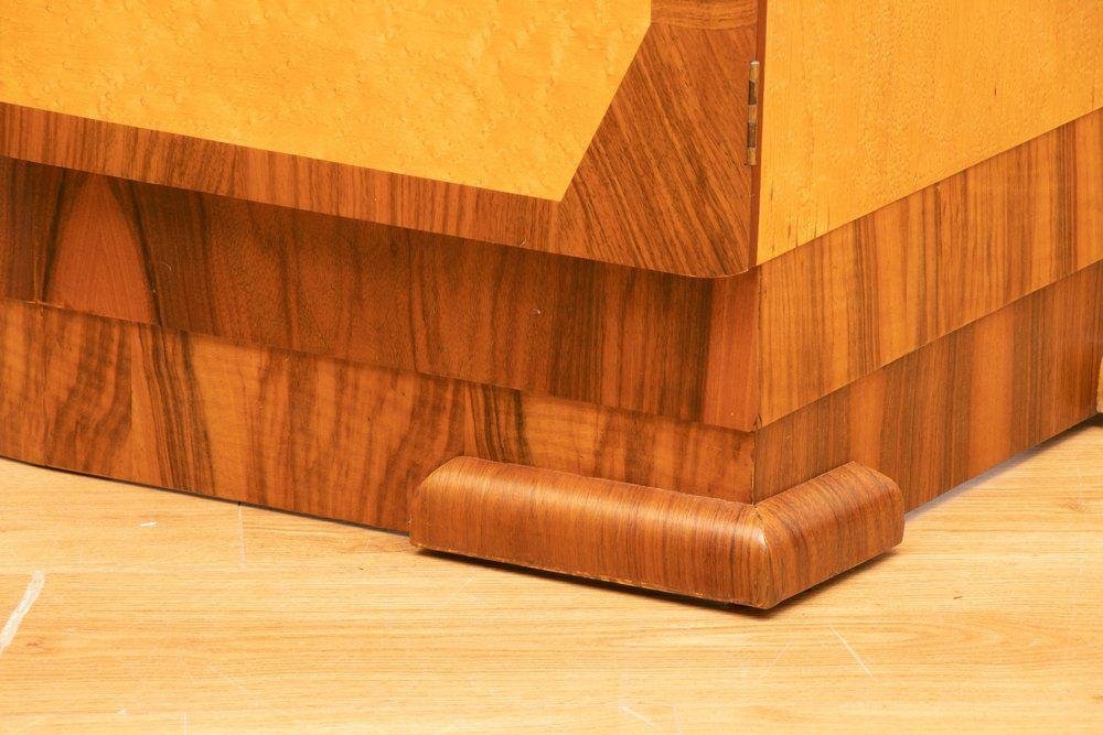 Meuble Cocktail Art Déco en Érable Moucheté de British Emanuel ...