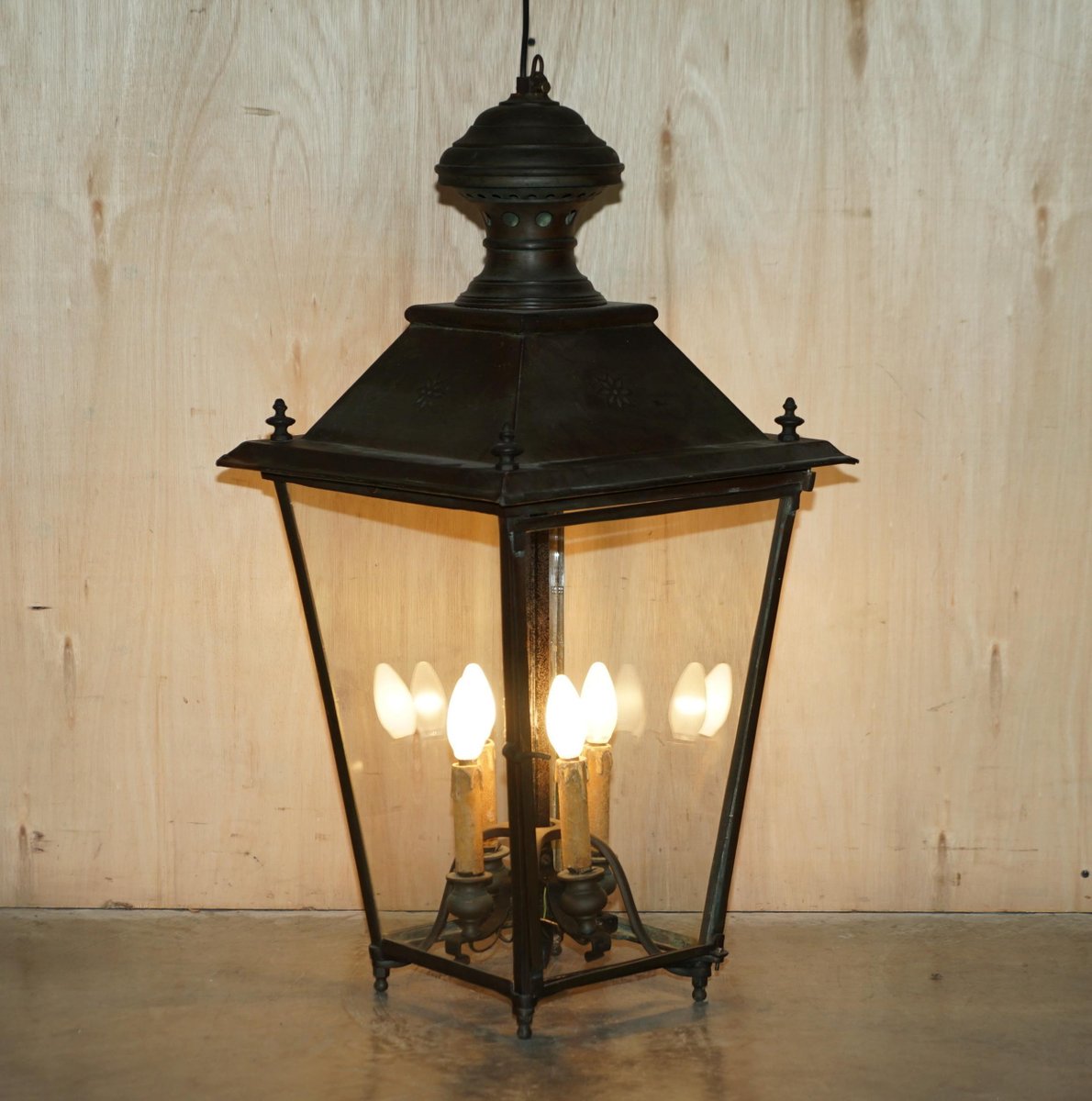 Victorian Hanging Lantern in Bronze with 4-Candle Interior, 1880s for ...