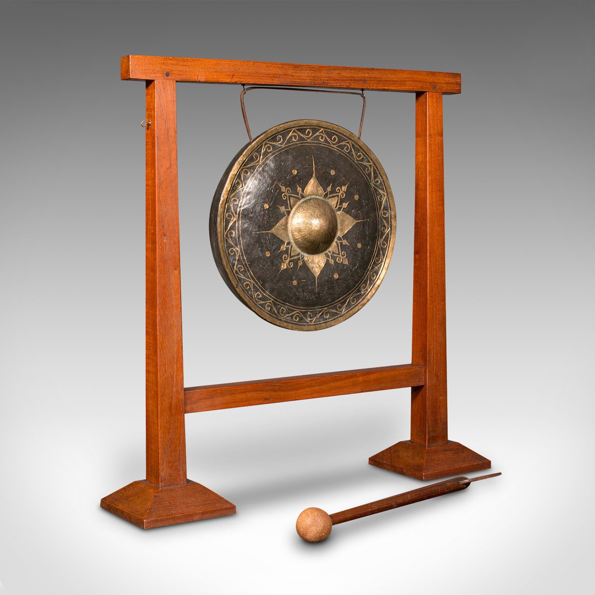 Large Antique English Edwardian Dinner Gong, 1890s for sale at Pamono