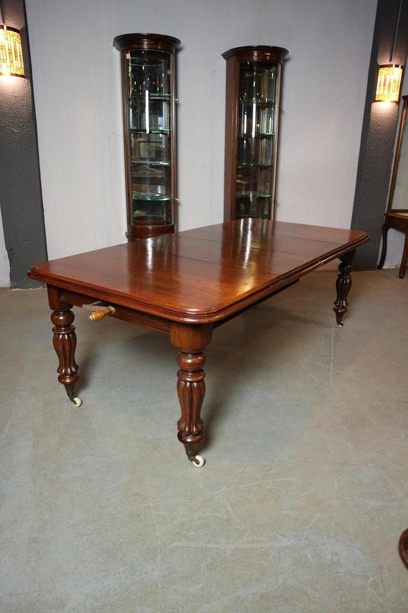 Antique Victorian Dining Table for sale at Pamono
