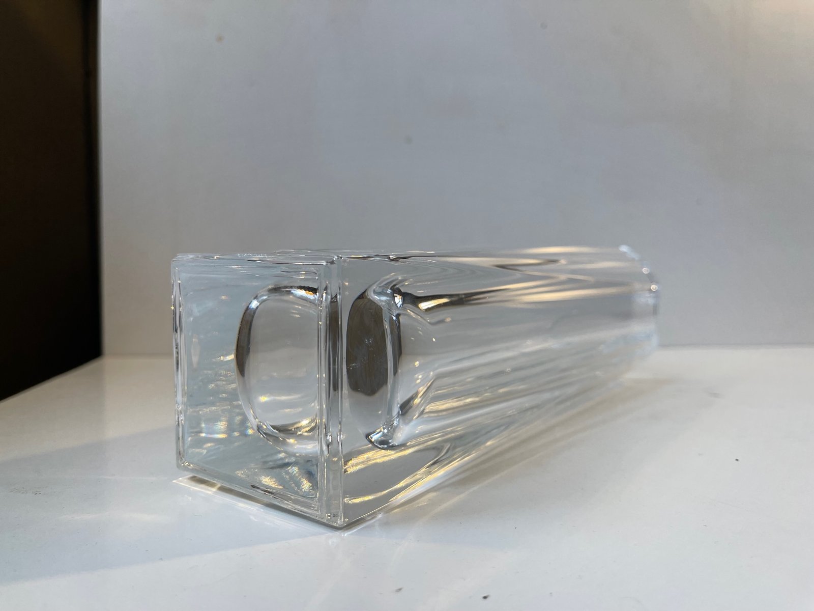 French Art Deco Cut Crystal Vase in the style of Daum, 1930s for sale ...
