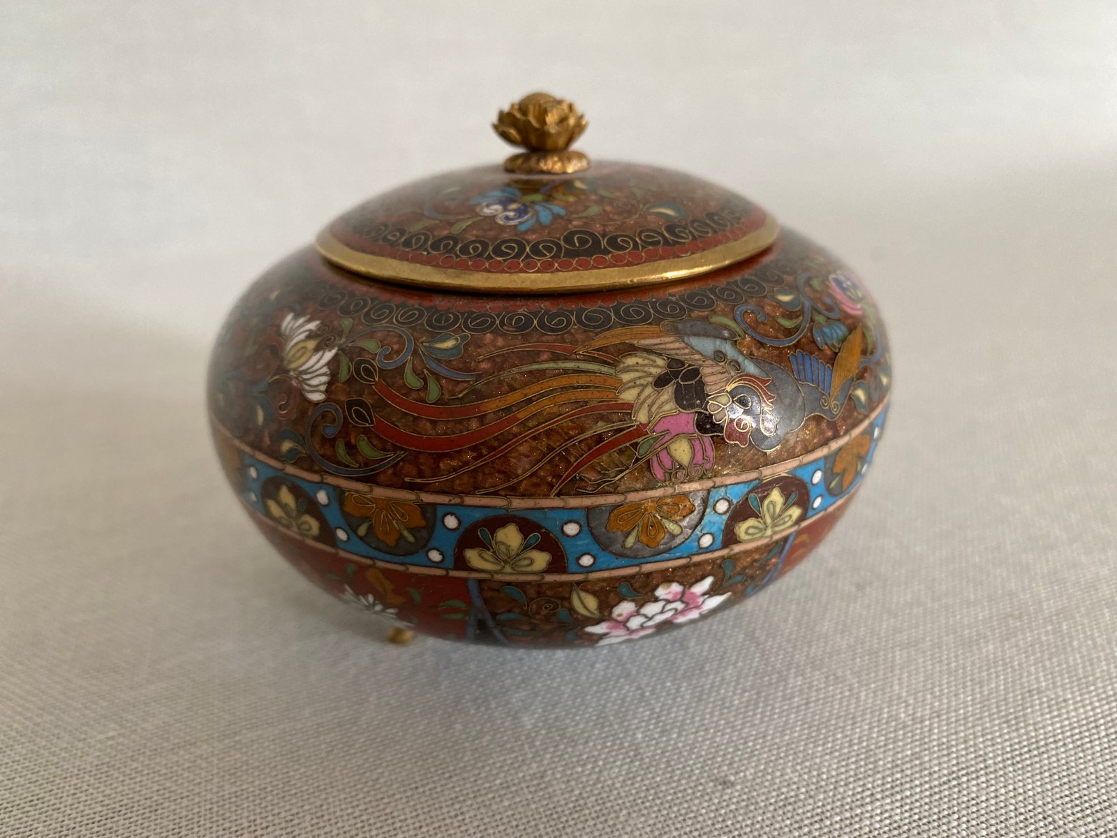 Meiji Era Cloisonne Box mit Deckel, Japan bei Pamono kaufen