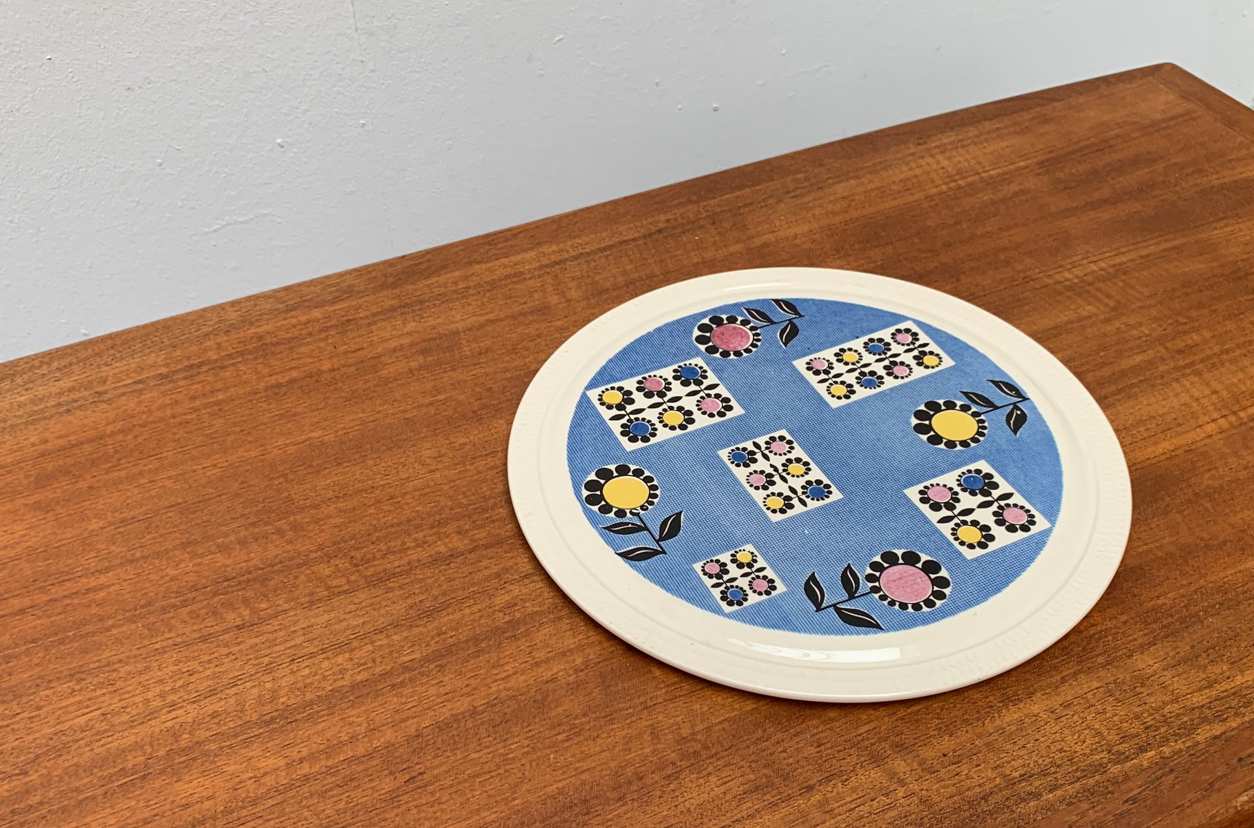 Mid-Century German Ceramic Cake Plate with Flower Motifs from Limburg ...