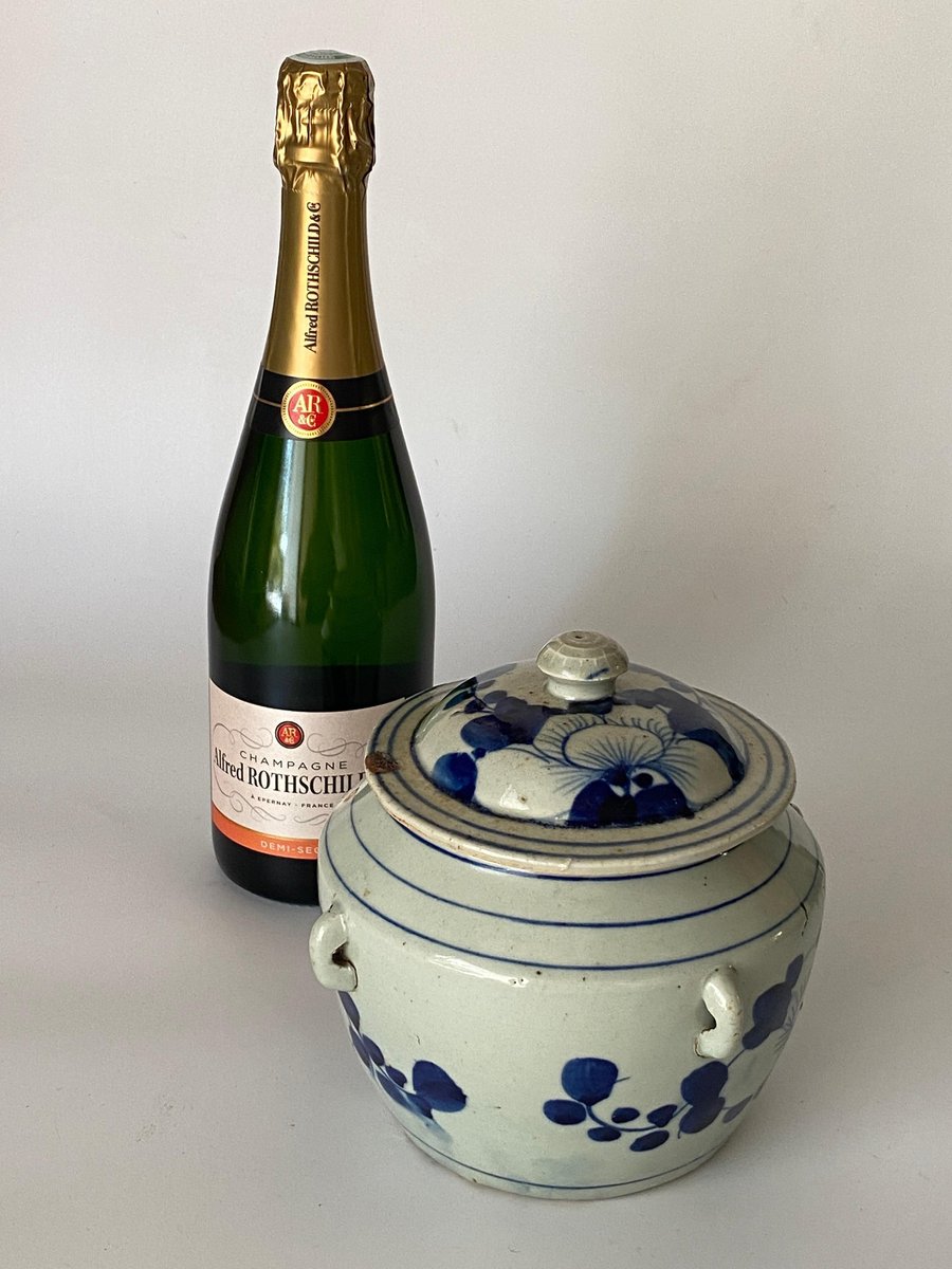 19th Century White and Blue Delft Faïence Pot, Netherlands for sale at ...