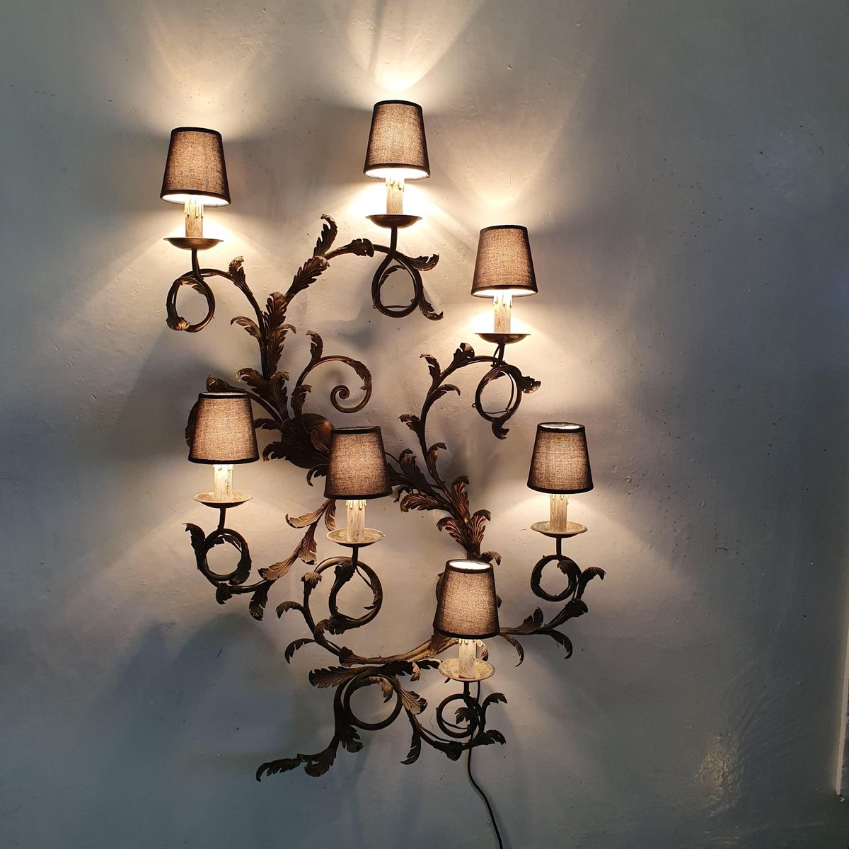 Rococo Italian Wall Light, 1950s for sale at Pamono