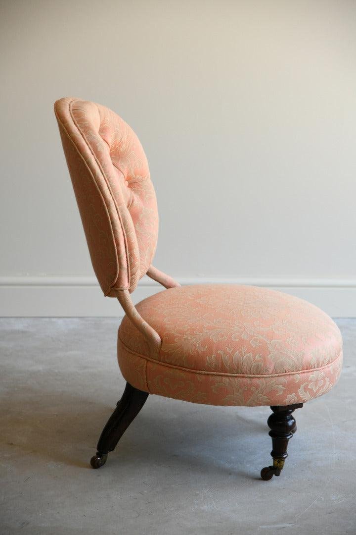 Victorian Pink Upholstered Bedroom Chair for sale at Pamono