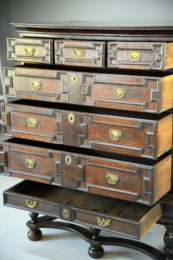 Antique Queen Anne Style Chest on Stand for sale at Pamono