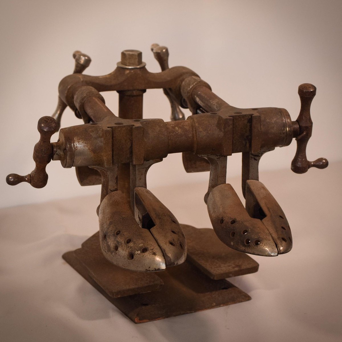 Early 20th Century Cobblers Double Shoe Stretcher Machine for sale at ...