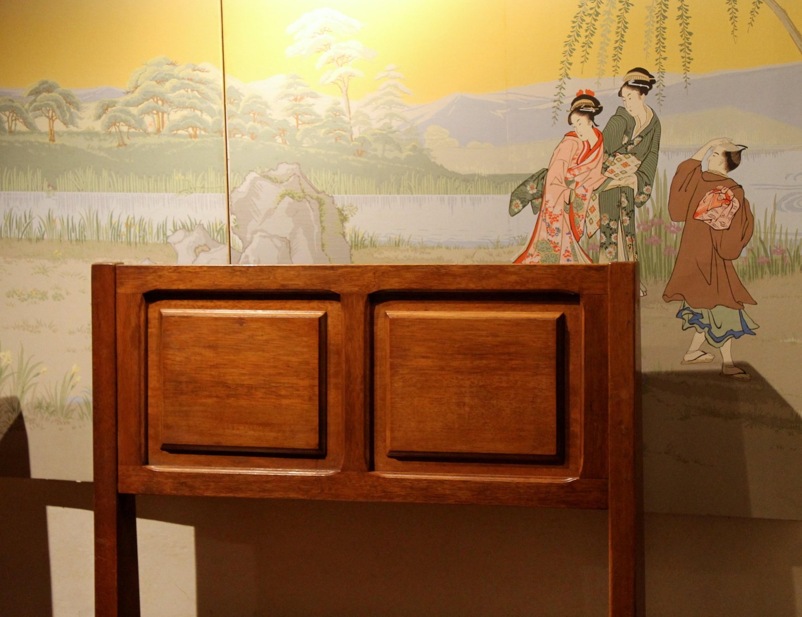 Vintage Italian Modern High Back Bench in Wood, 1950s for sale at Pamono