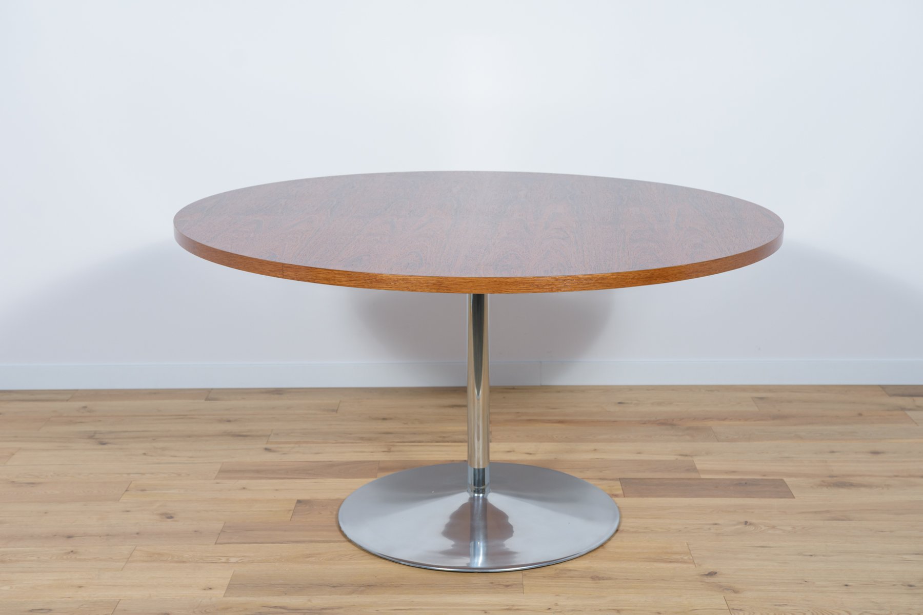 Mid-Century Round Dining Table, 1970s for sale at Pamono