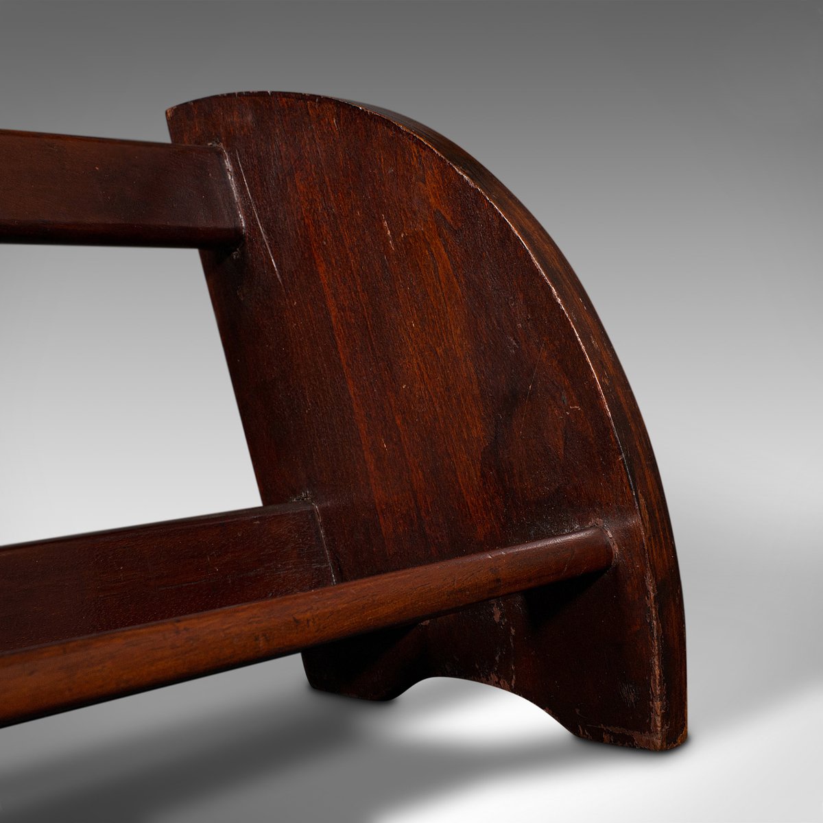 Small Antique English Edwardian Pine Book Rest for sale at Pamono