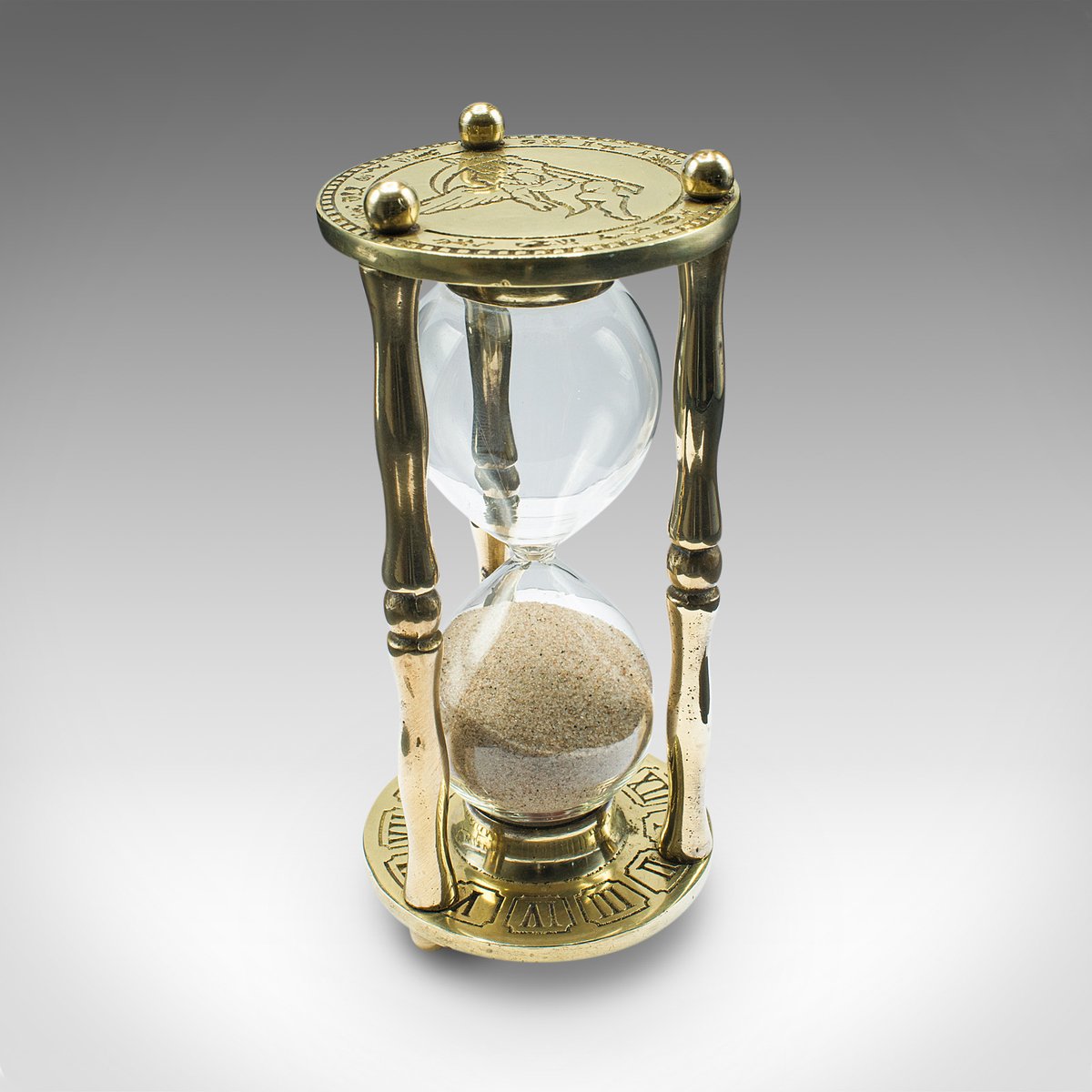 Vintage English Egg 3 Minute Timer in Brass, 1960s for sale at Pamono