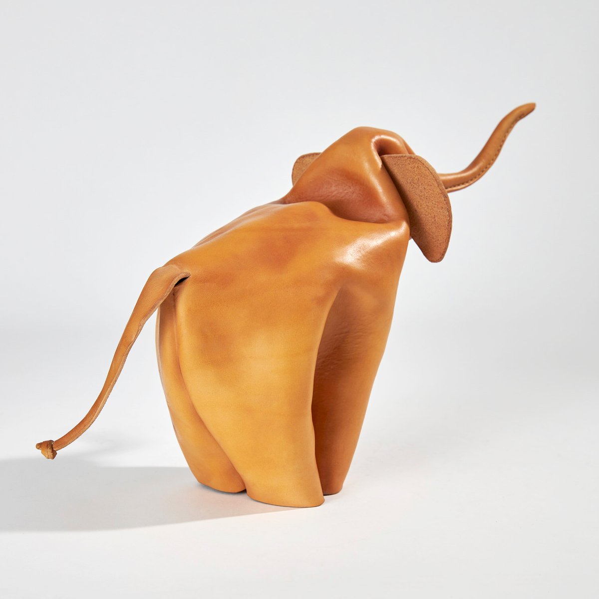 One Piece Leder Elefant Hugh / Cognac / Trank Up von DERU Germany bei ...