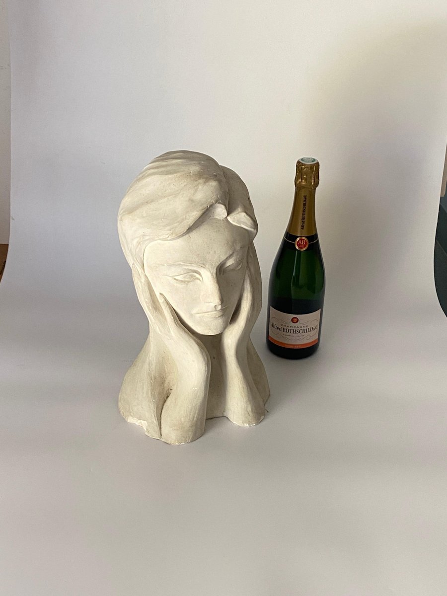 Art Deco Skulptur aus Gips im Stil von Jan & Joel Martel, Frankreich, 1930er bei Pamono kaufen