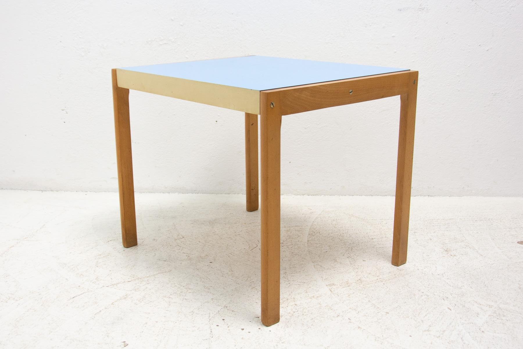 Small Vintage Side Table from Ton, Czechoslovakia, 1970s for sale at Pamono