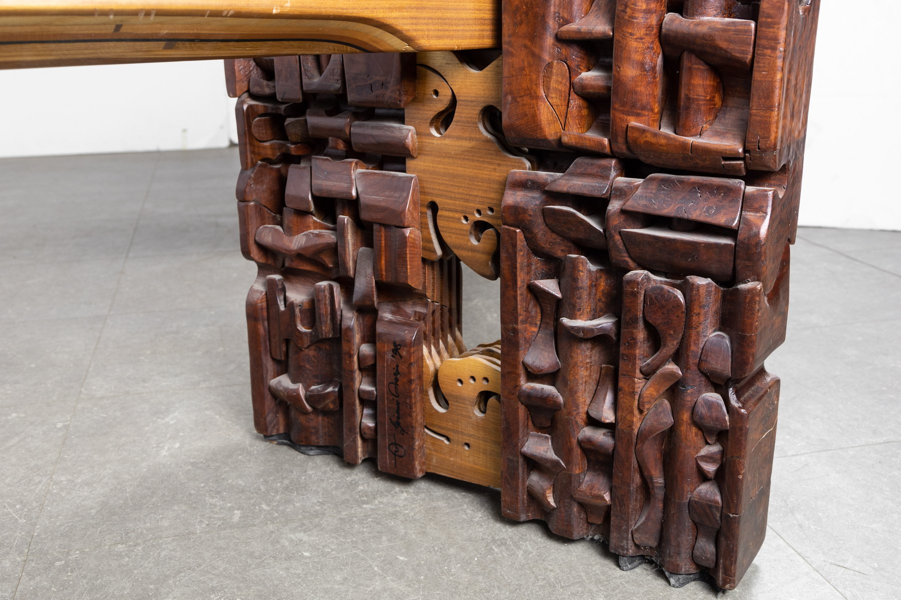 Sculptural Desk by Gianni Pinna, 1996 for sale at Pamono