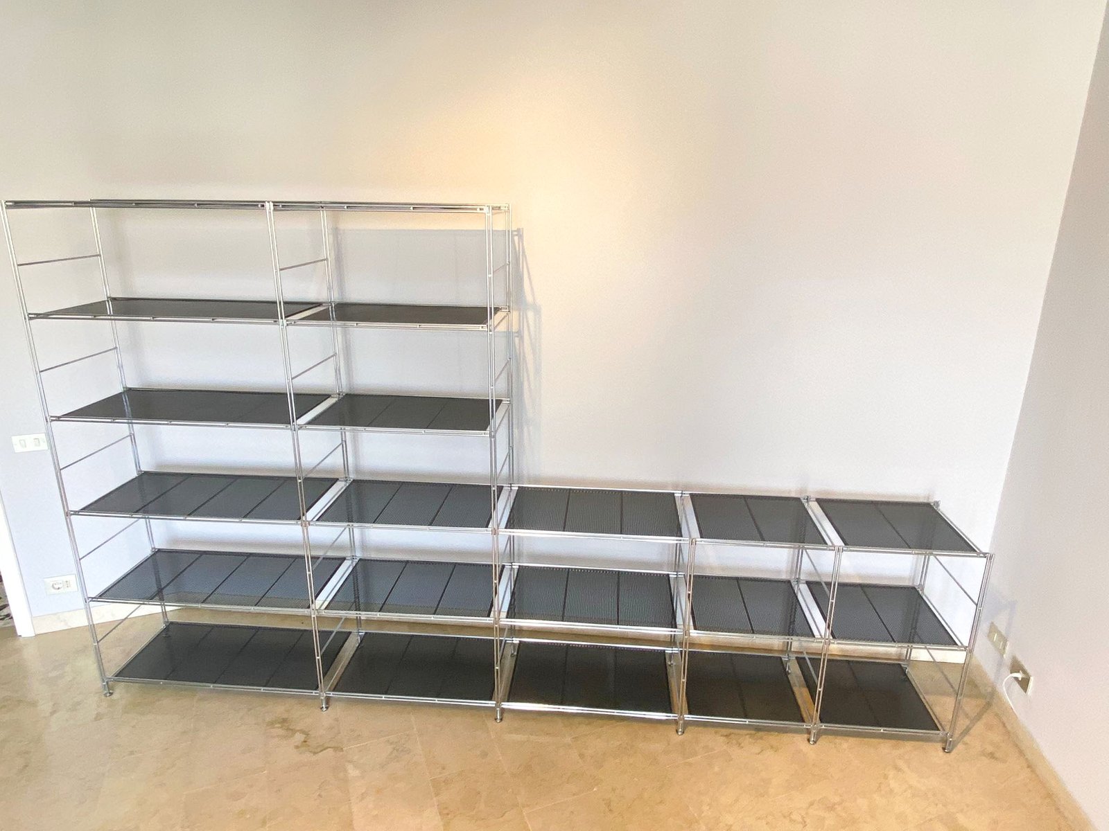 Modular Metal Bookcase, Italy, 1970s for sale at Pamono