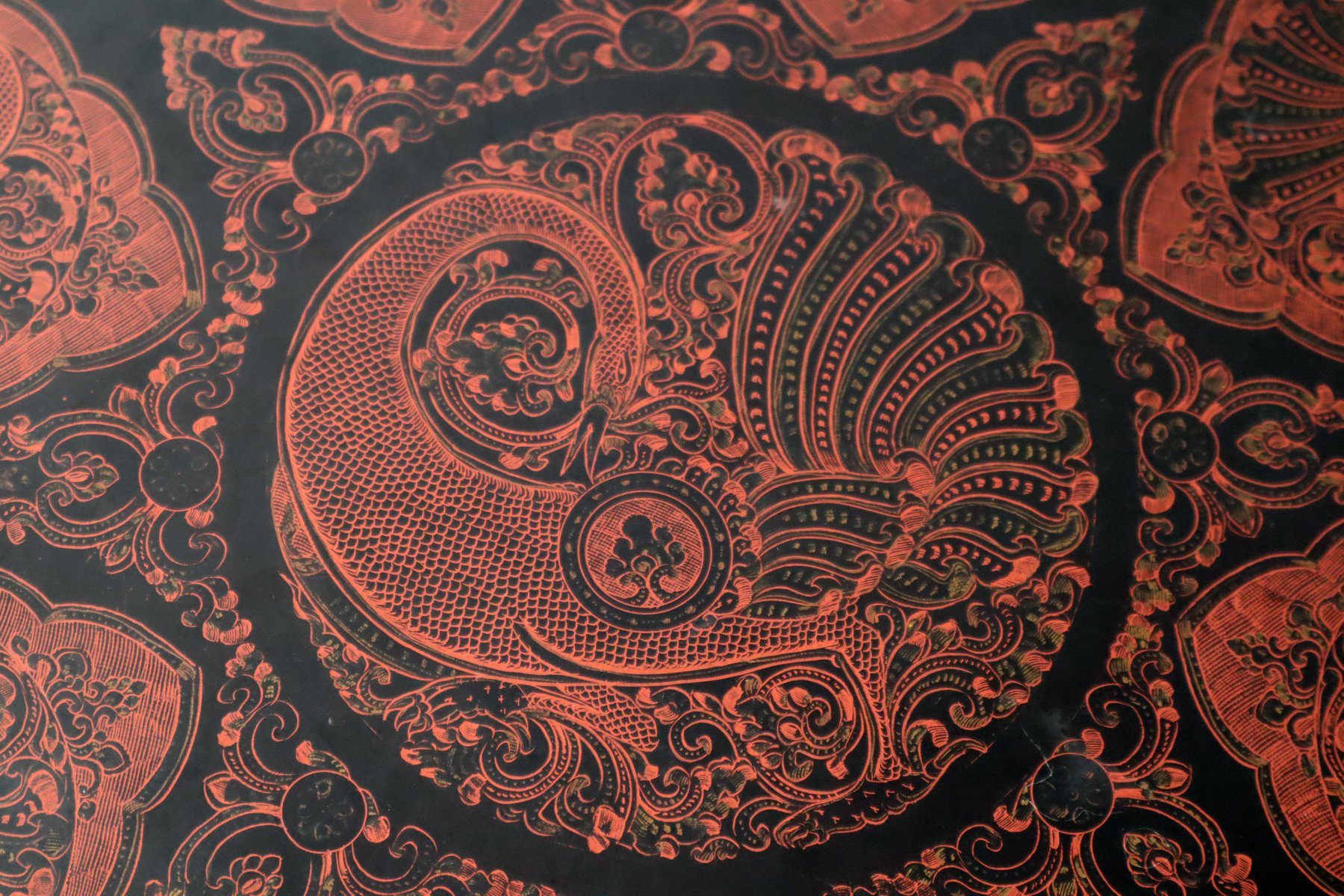 Early 20th Century Red Lacquer Nepal Table, 1960s for sale at Pamono