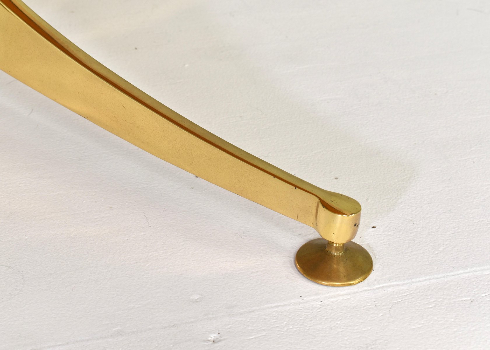 Italienischer Esstisch aus Marmor & Messing, 1970er bei Pamono kaufen