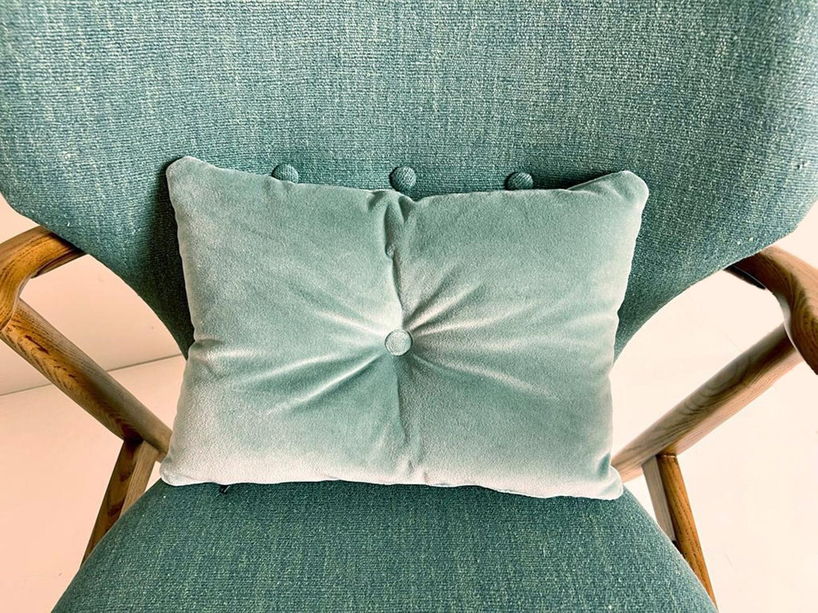 Wingback Lounge Chairs attributed to Aksel Bender Madsen for Bovenkamp ...