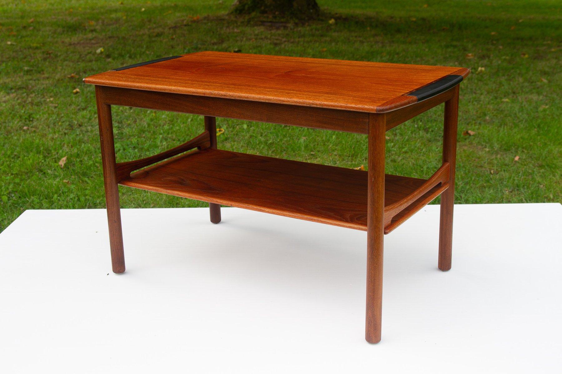 Vintage Danish Side Table in Teak, 1960s for sale at Pamono