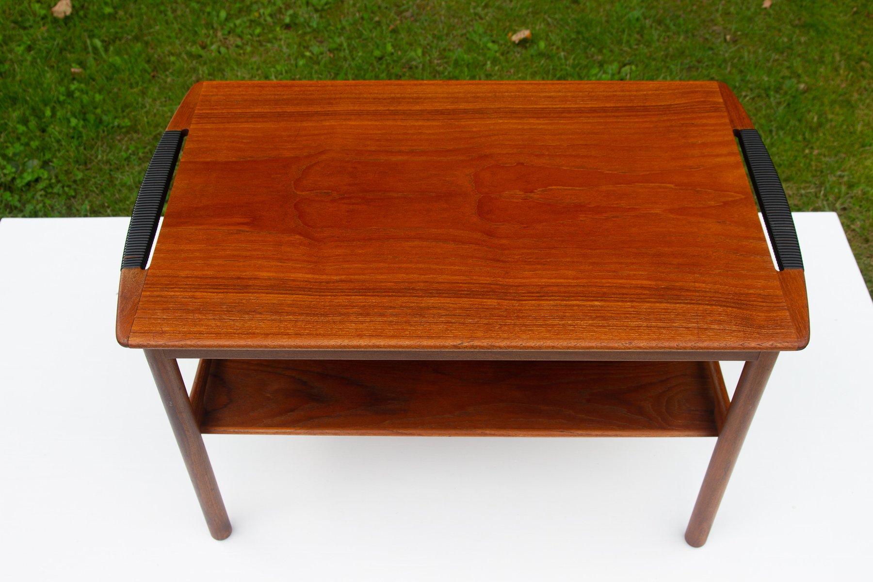 Vintage Danish Side Table in Teak, 1960s for sale at Pamono