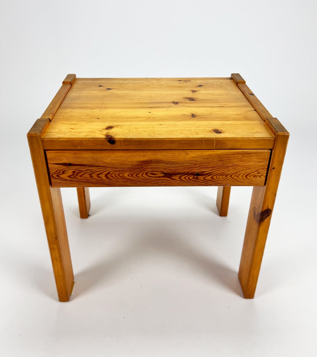Pinewood Side Table, 1970s for sale at Pamono