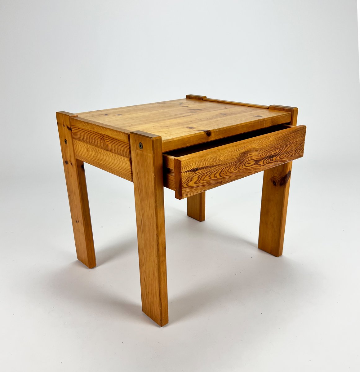 Pinewood Side Table, 1970s for sale at Pamono